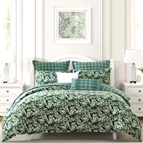 Laura Ashley | Bedding | Laura Ashley Bramble Floral Cotton Green Duvet ...